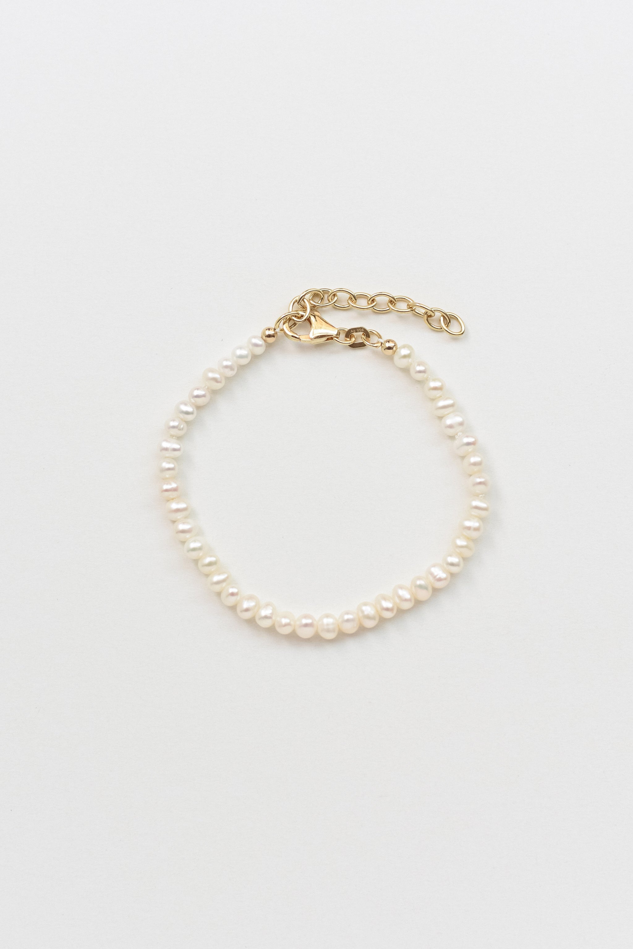 Classic Aida Mini Pearl Bracelet
